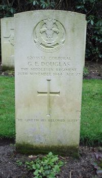 Douglas George Edward - Overloon War Chronicles